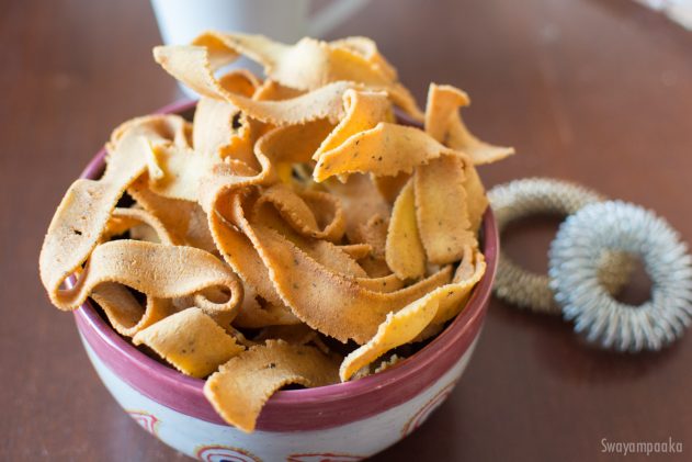 Ribbon Pakoda | Ribbon murukku recipe - Food and Remedy
